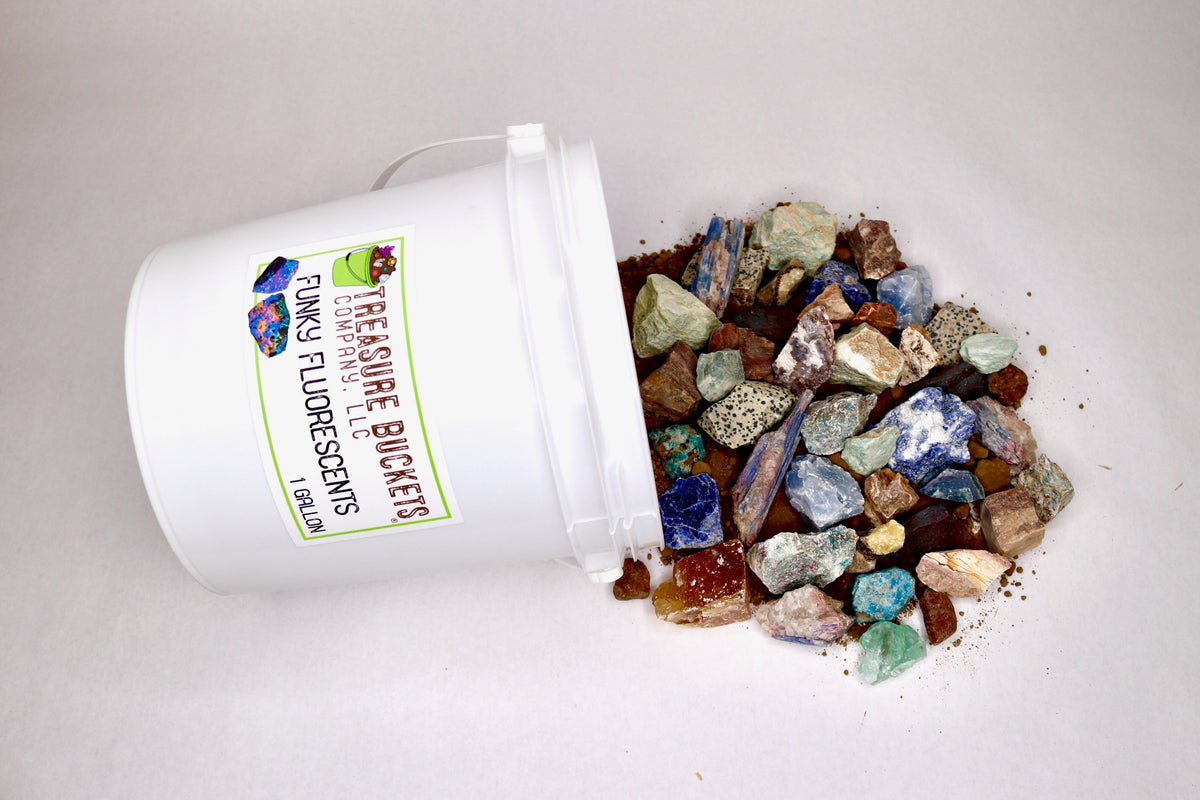 Funky Fluorescents Gallon Gem Mining Bucket - UV Reactive Stones - Buc ...